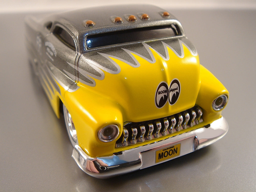 Custom Crew The Sledster リミテッドエディション 1248台、996台 限定 希少 激レア DRAG TRUCK ...